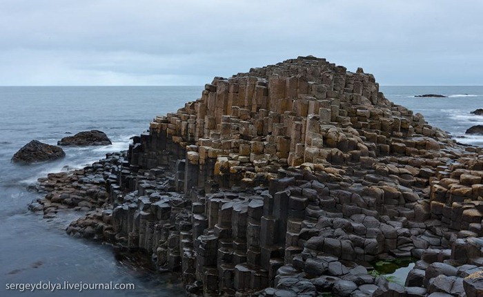 Curious Rock Formation of Giant's Causeway in Ireland | Amusing Planet